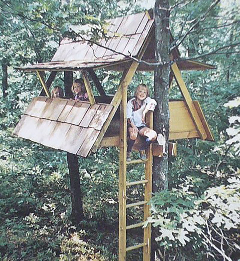 These 13 Ridiculous Custom Deer Stands Actually Happened - Wide Open Spaces