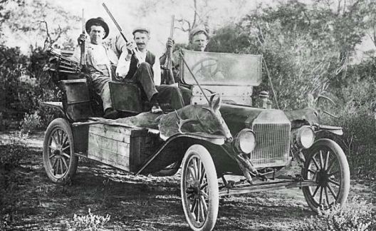 30 Historic Hunting Photos That Will Take You Back - Wide Open Spaces