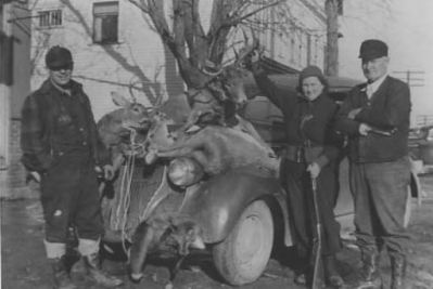 30 Historic Hunting Photos That Will Take You Back - Wide Open Spaces