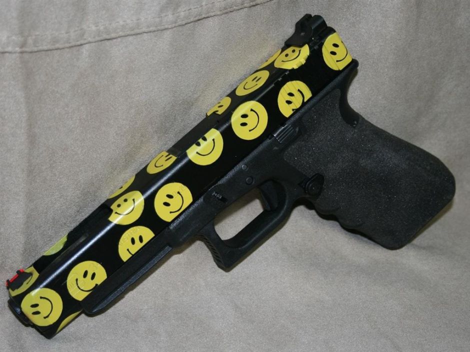 SUNDAY GUNDAY: 10 Really Absurd Aftermarket Modified Glocks - Wide Open ...