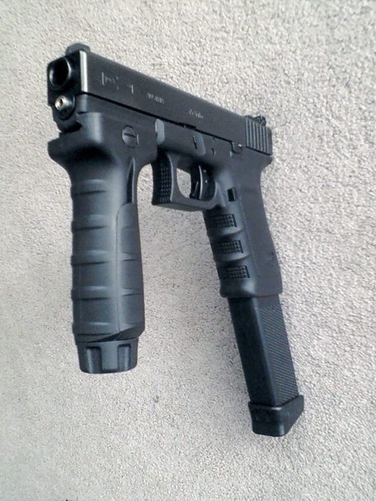 SUNDAY GUNDAY: 10 Really Absurd Aftermarket Modified Glocks - Wide Open ...
