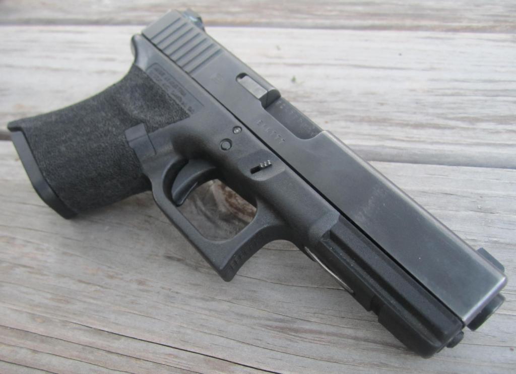 SUNDAY GUNDAY: 10 Really Absurd Aftermarket Modified Glocks - Wide Open ...