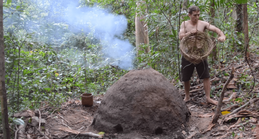 Primitive Technology: He Made a Reusable Charcoal Kiln from Mud - Wide ...