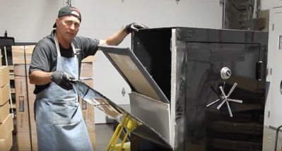 Grocery Store Clerk (and Iraq War Veteran) Pulls Gun on Robber - Wide ...