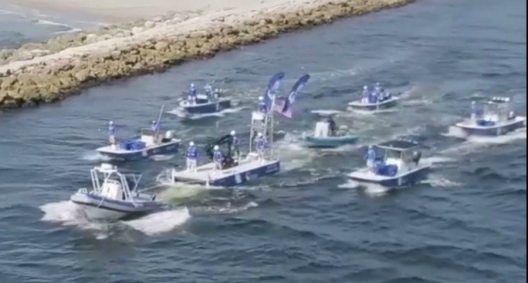 Fed Up Surfers Launch Full-Blown Ocean Cleanup Operation - Wide Open Spaces