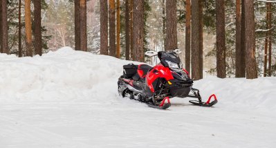 Snowmobile Converted to Homemade Reverse Trike Looks Dangerous and Fun ...