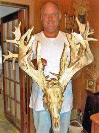 #WhitetailWednesday: 6 Bucks With Narrow Spreads That Still Made the ...