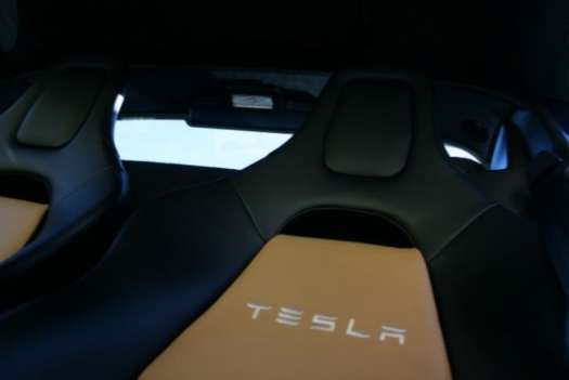Sneak Peek of Tesla Roadster in New Teaser Video
