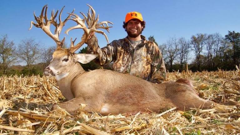 #WhitetailWednesday: 6 Bucks With Narrow Spreads That Still Made the ...