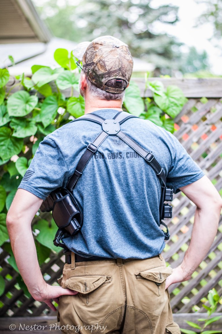 Gun Accessory Review: Alien Gear ShapeShift Shoulder Holster - Wide ...