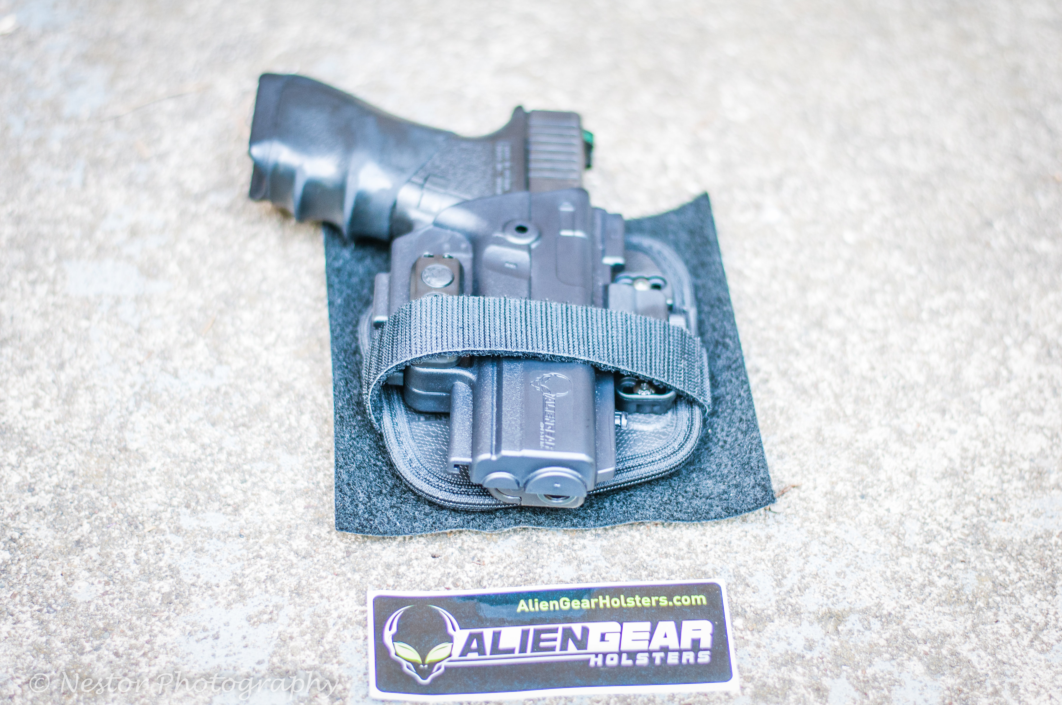 Alien Gear Review: ShapeShift Hook & Loop Holster - Wide Open Spaces