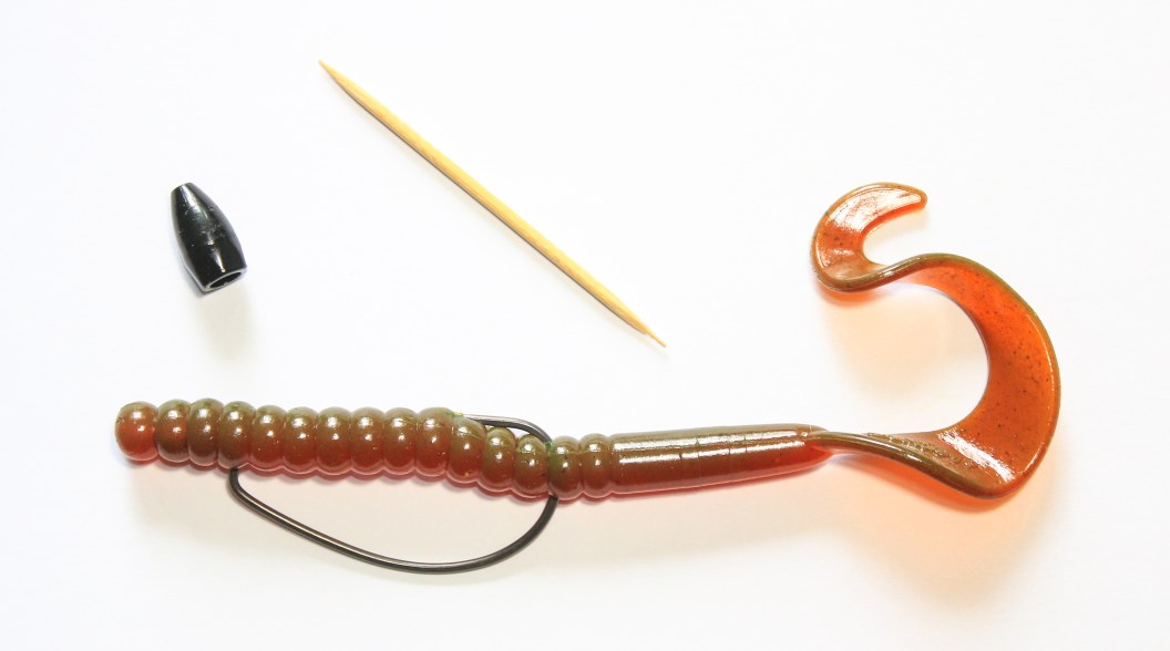 4 Ways to Rig a Bullet Worm Weight to Find Where the Bass Hide