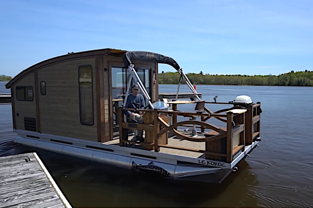 Tiny House Boat Has Everything One Needs For Living On the Water - Wide ...