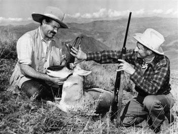 20 Awesome Hunting and Fishing Photos of Ernest Hemingway - Wide Open ...