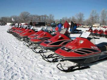 Check Out These 25 Photos of Awesome Vintage Snowmobiles - Wide Open Spaces