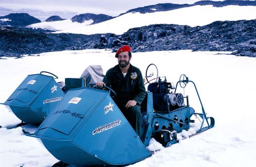 Check Out These 25 Photos of Awesome Vintage Snowmobiles - Wide Open Spaces