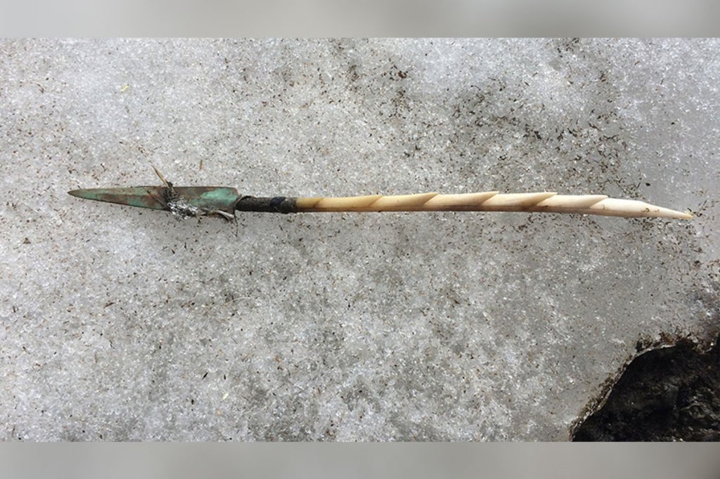 1,000-Year-Old Copper Hunting Arrowhead Found in Melting Yukon Ice ...