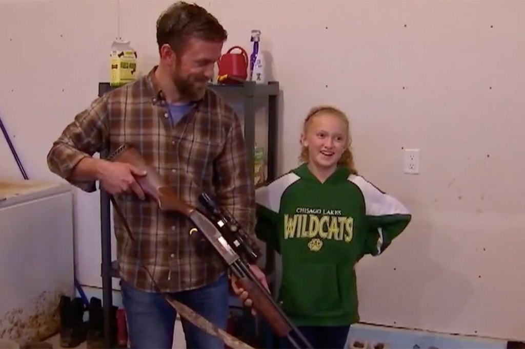 Booby Trap Blasts Paint All Over Trespassing Hunter - Wide Open Spaces