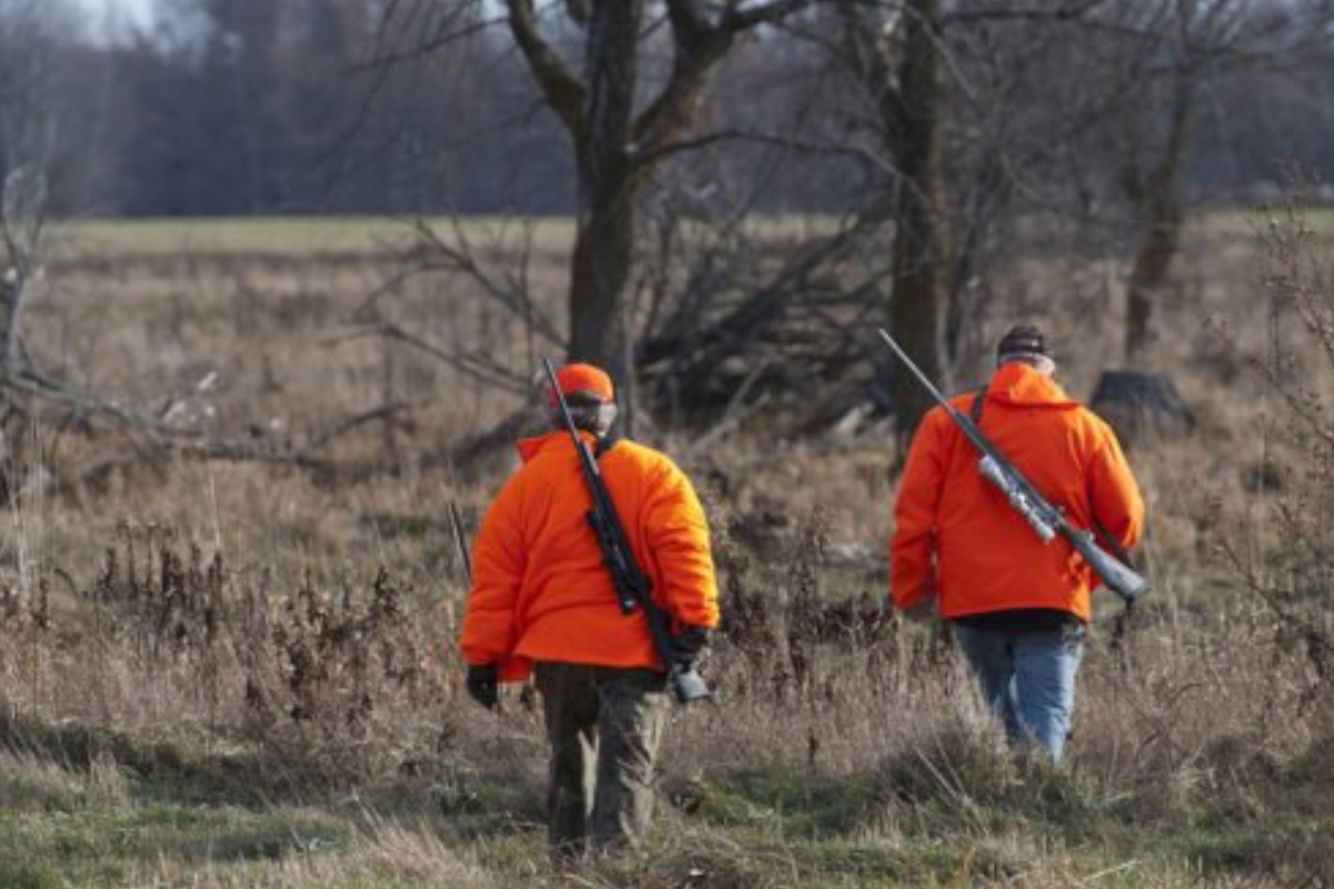 5 Things to Tell Your Deer Hunting Widow While You're Away in the Woods ...