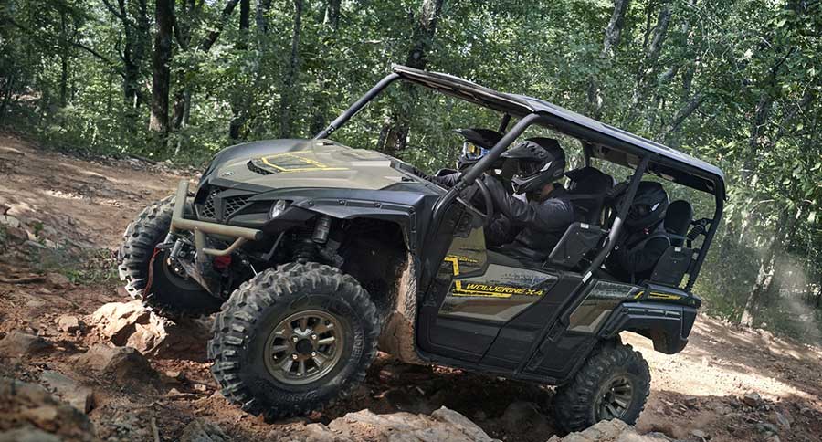 Infographic: Oshkosh JLTV and AM General Humvee Go Head-to-Head - Wide ...