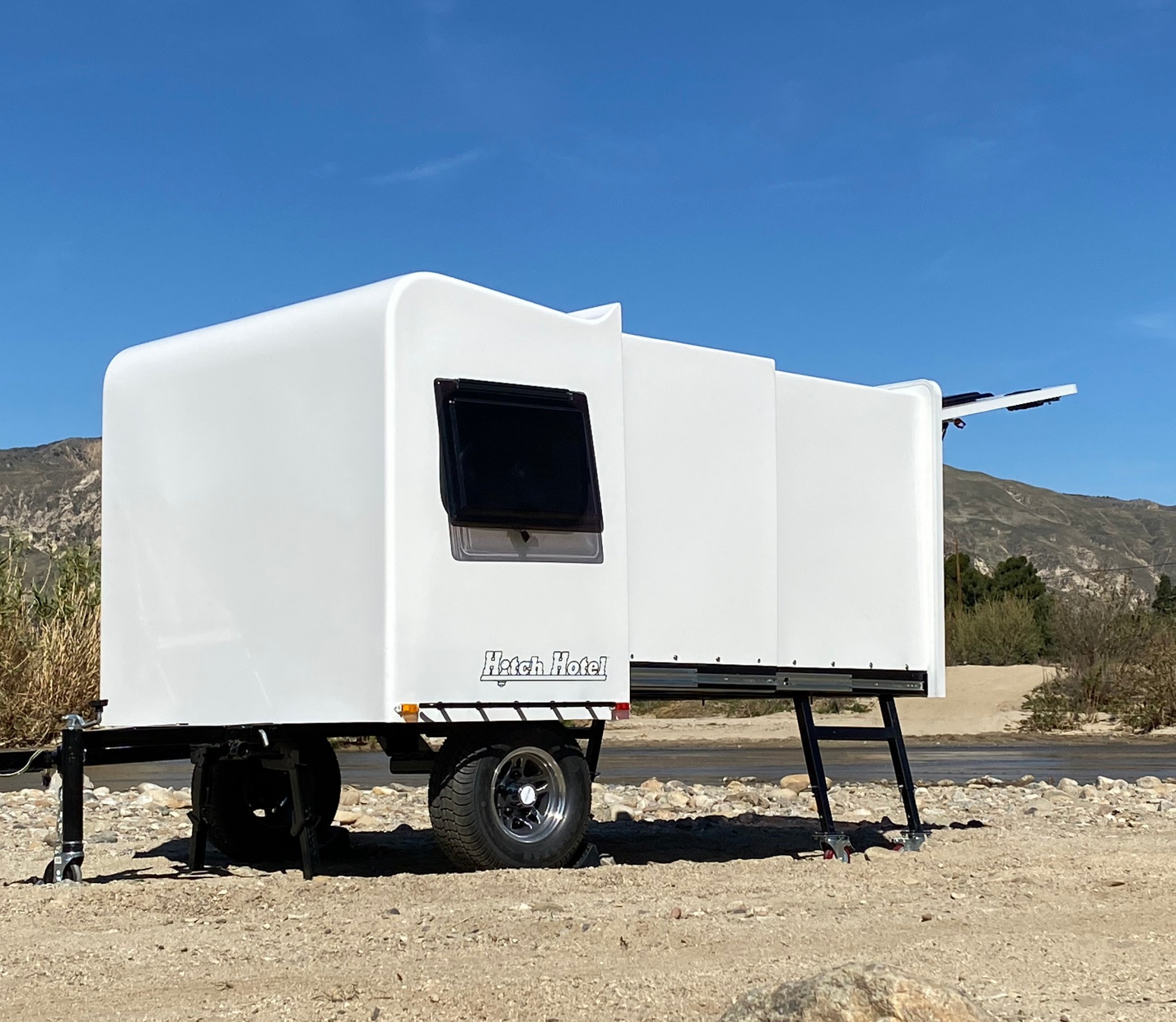 The Hitch Hotel, an Incredibly Compact Camper Designed for Smaller ...