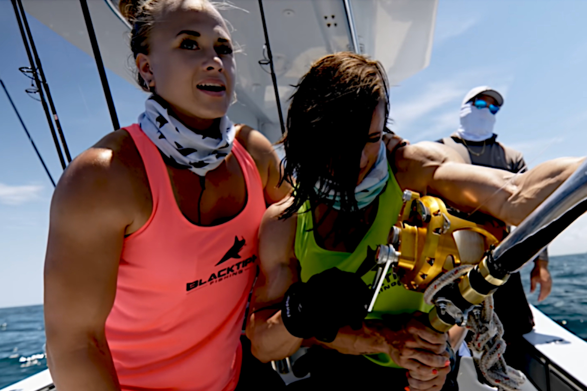 3 of the Strongest Women in the World Take on Goliath Groupers - Wide ...