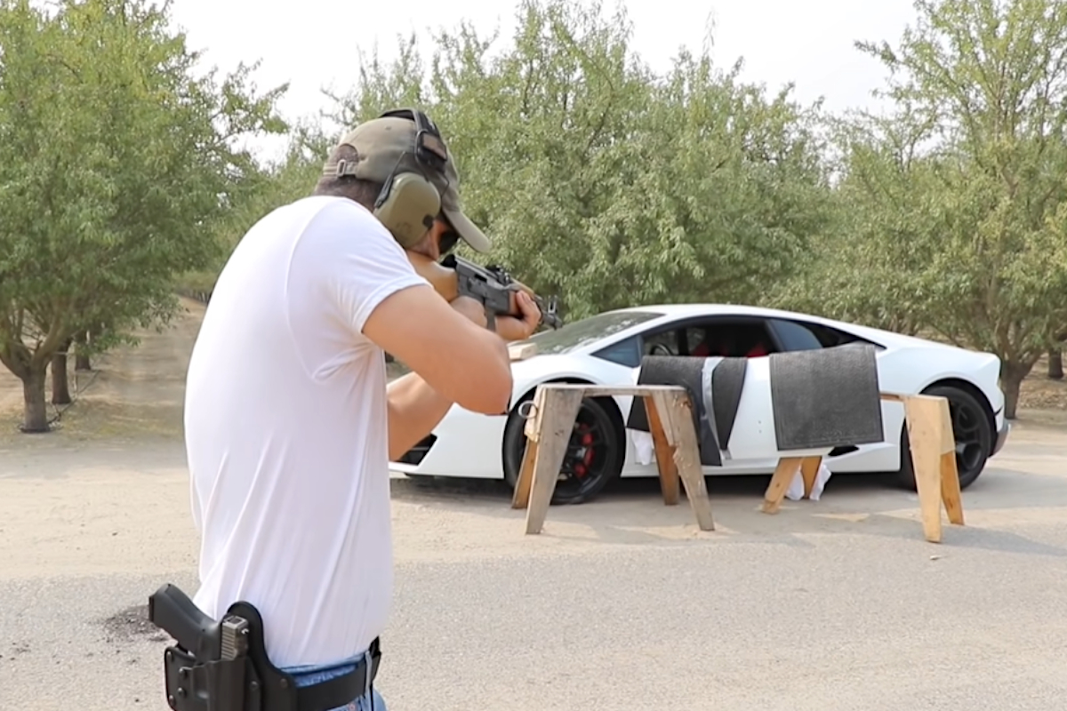 The Door of a Lamborghini Makes for Makes for One Seriously Expensive ...