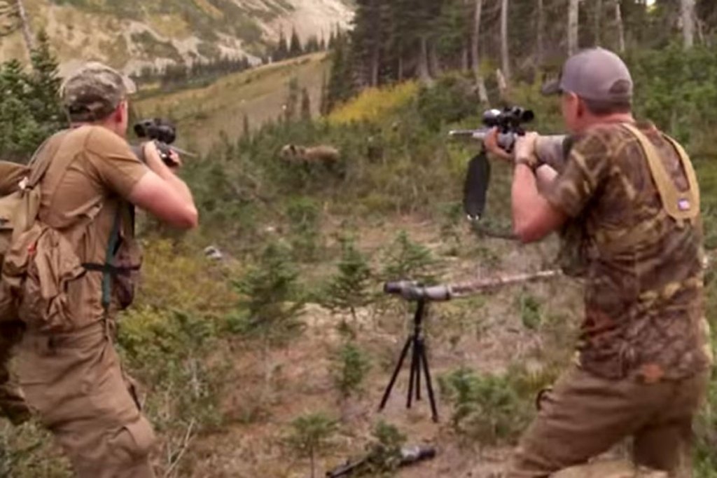 Flashback to the Time Steven Rinella Encountered a Charging Grizzly ...