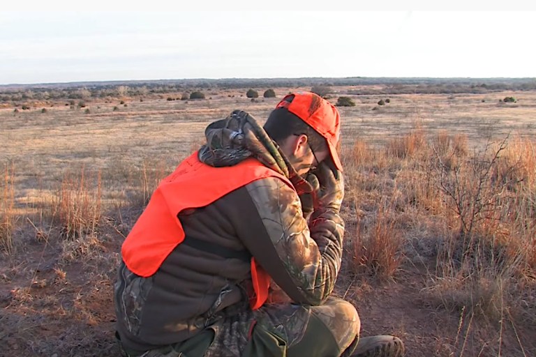 Hunter Runs Out of Ammo After Repeatedly Missing Big Buck - Wide Open ...