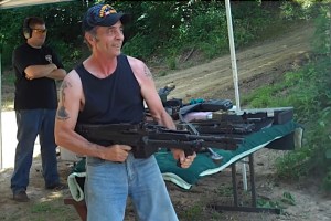 Soldier Dual-Wields M240 Machine Guns During Range Time - Wide Open Spaces