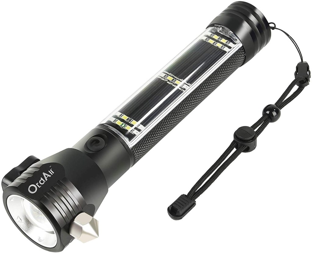 The 6 Best Solar-Powered Flashlights of 2021 + How They Work - Wide ...