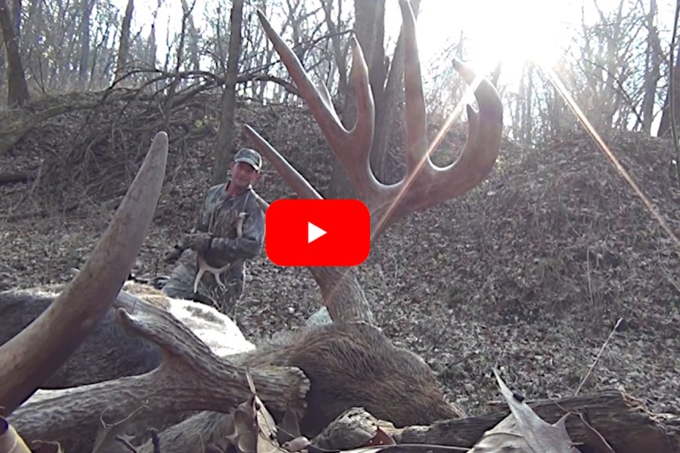 Bowhunter Emotionally Breaks Down in Tears After Shooting Giant 14 ...