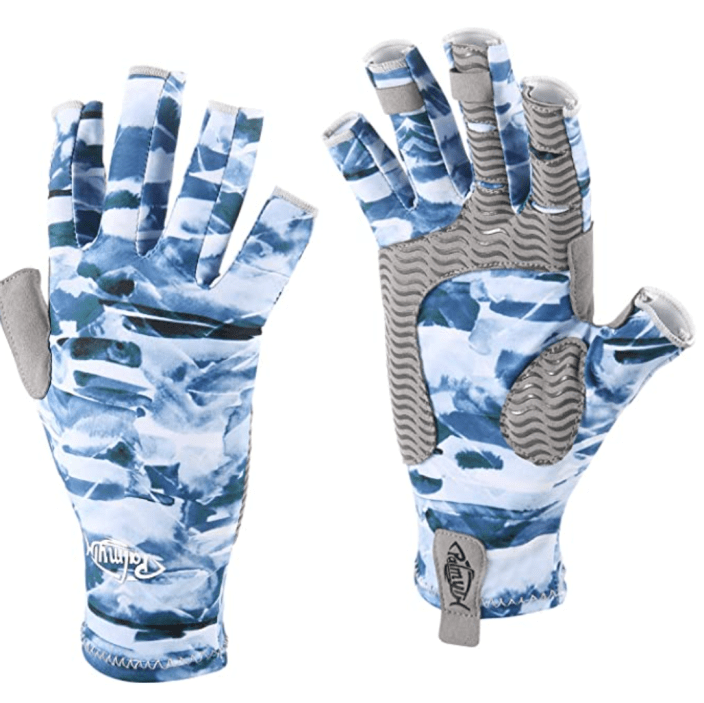 Best Fishing Gloves of 2022: 6 Perfect Options for UV Protection