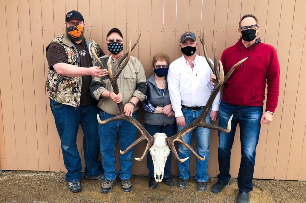 World Record Non-Typical American Elk Gets Confirmation - Wide Open Spaces