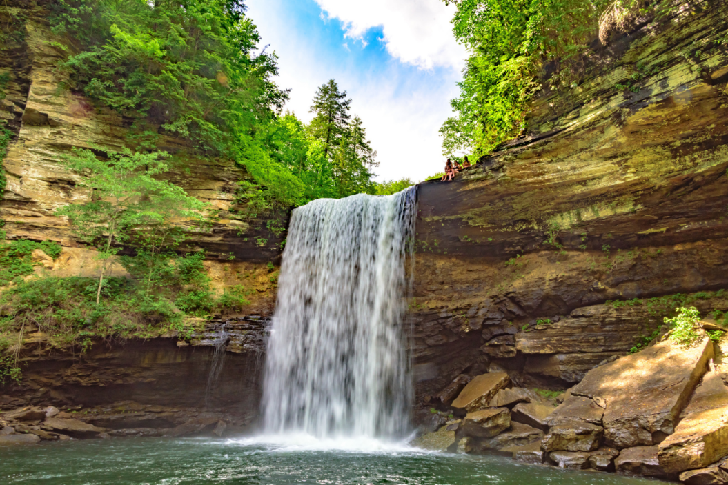 12 Tennessee Waterfalls Featuring Gorgeous Hikes Around the State