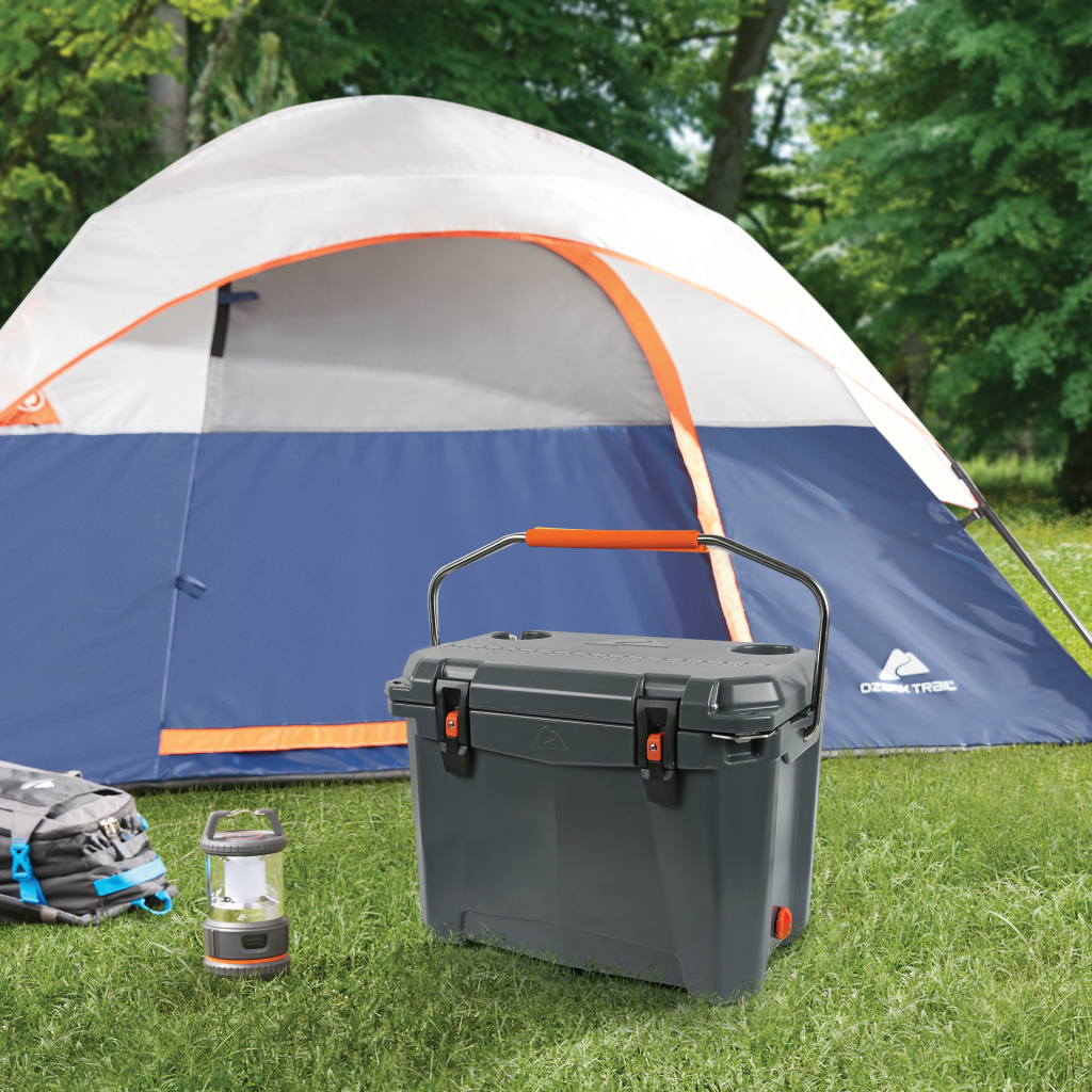 Family Camping Gear: 8 Essentials You'll Need for the Ultimate Trip ...