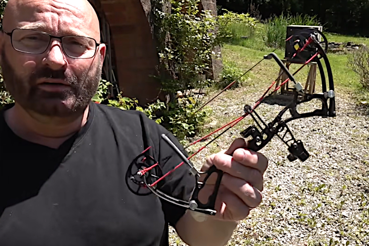 World's Smallest Compound Bow Fits in the Palm of Your Hand - Wide Open ...