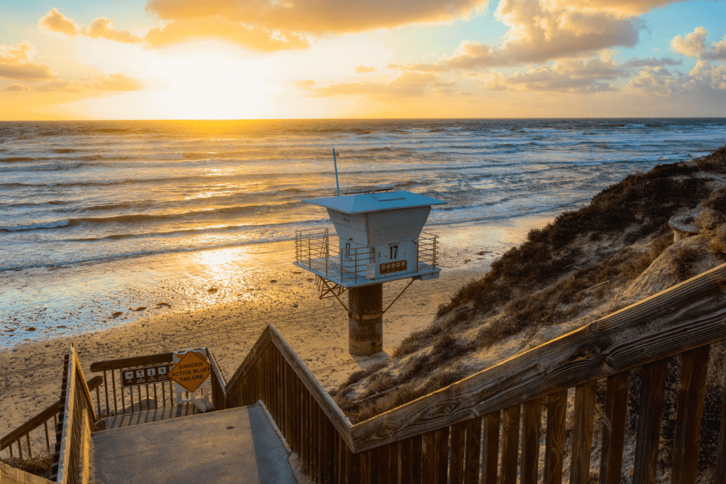 San Elijo State Beach: Plan Your San Diego Getaway Full of Sun & Fun