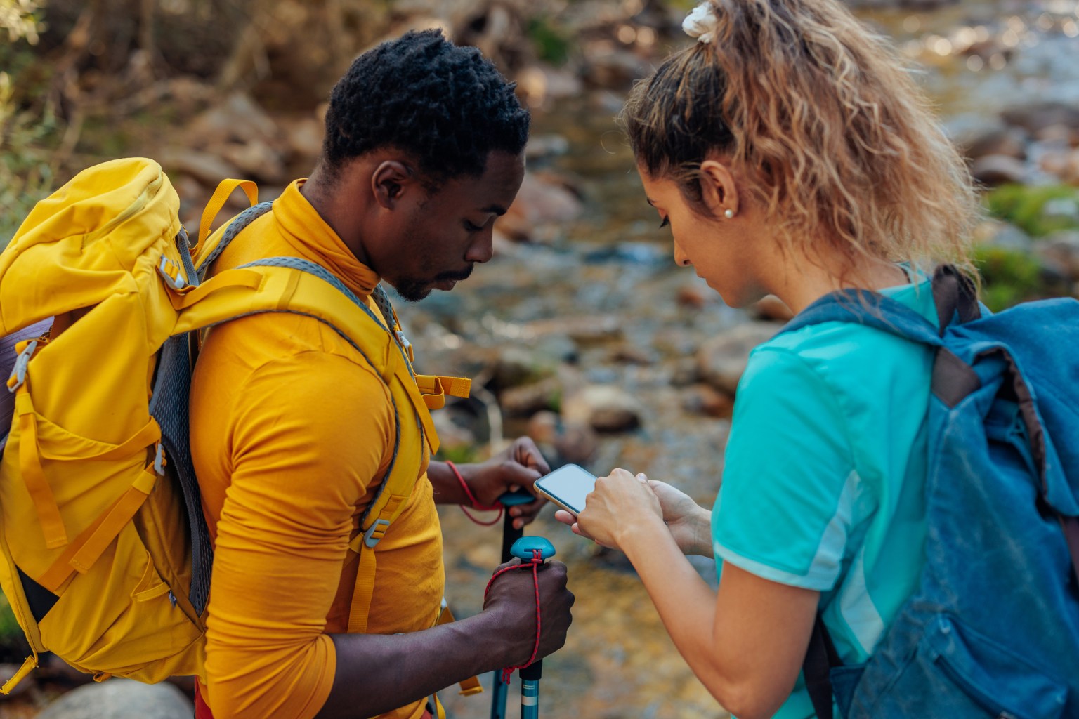 The Best Hiking Apps to Discover New Trails