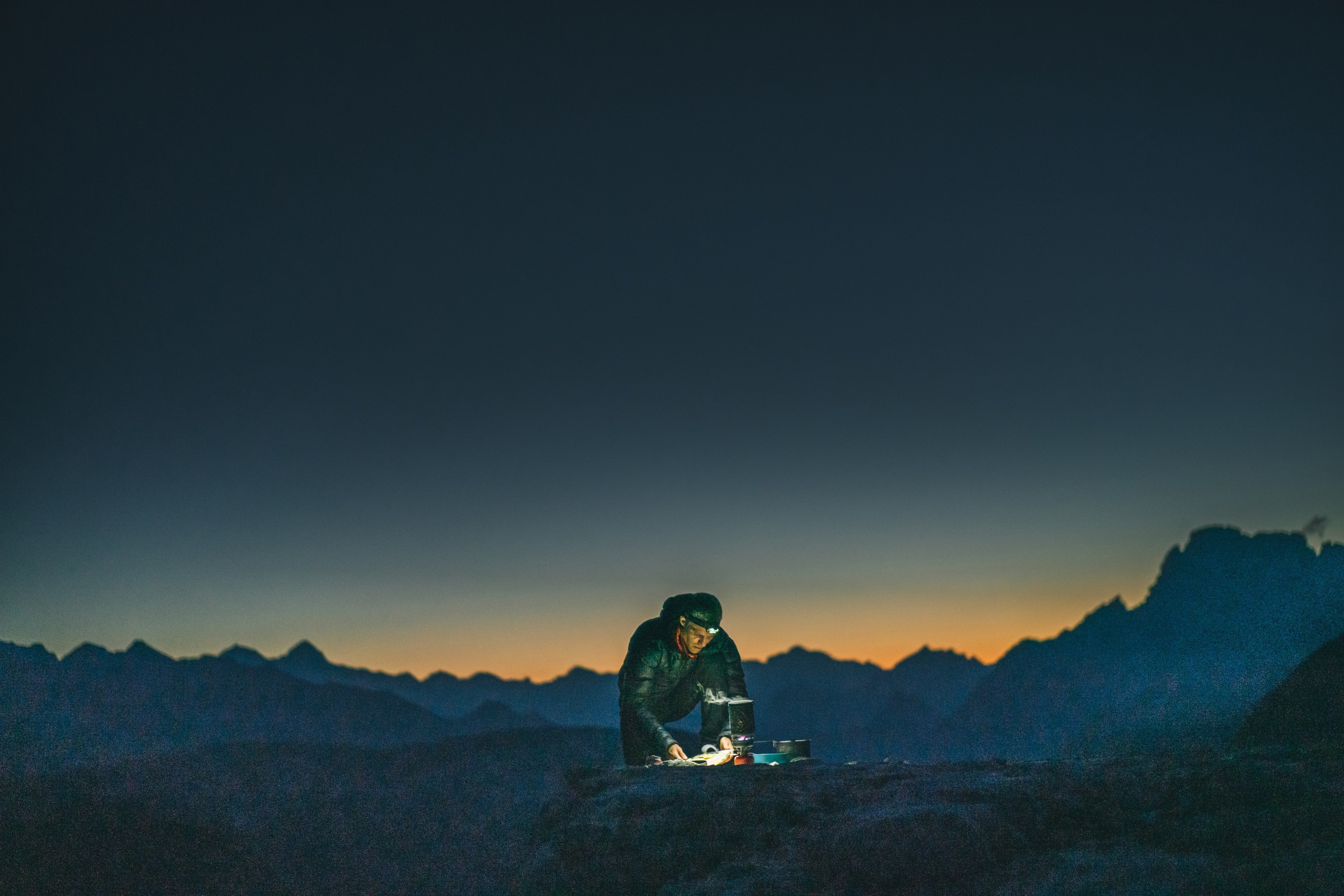 7 of the Best Survival Kits for Wilderness, Natural Disaster and More ...