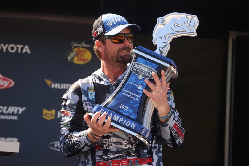 Clutch Catch Leads Drew Cook to Convincing Elite Win at Santee-Cooper ...