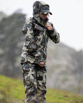 KUIU Women's Hunting Apparel Line Debuts