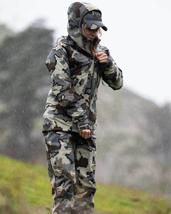 KUIU Women's Hunting Apparel Line Debuts