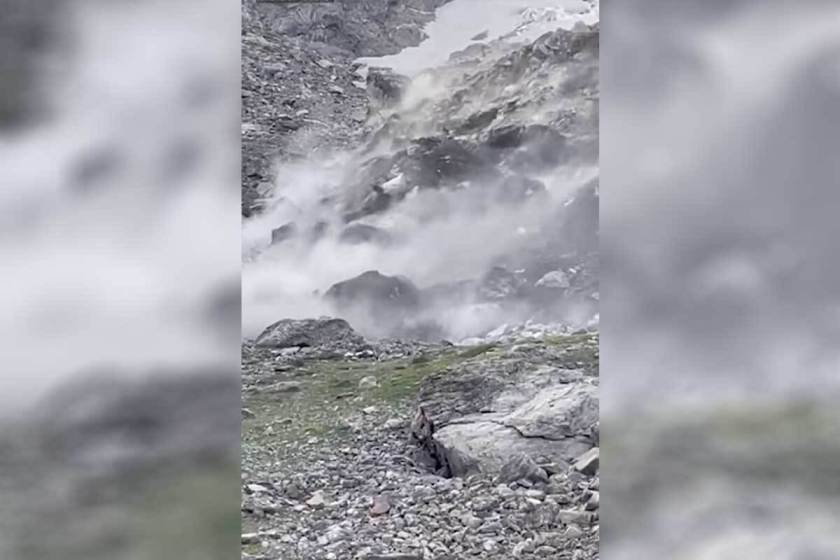 Rocky Mountain National Park Rockslide Filmed By Climbers