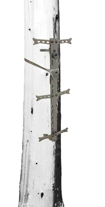 Best Climbing Sticks for Mobile Hunting in Treestands