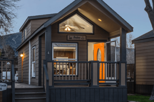 8 Gorgeous California Glamping Sites To Visit This Summer