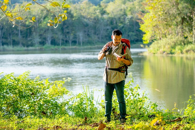 A Beginner’s Guide to Birdwatching: Advice from Experts on Birding