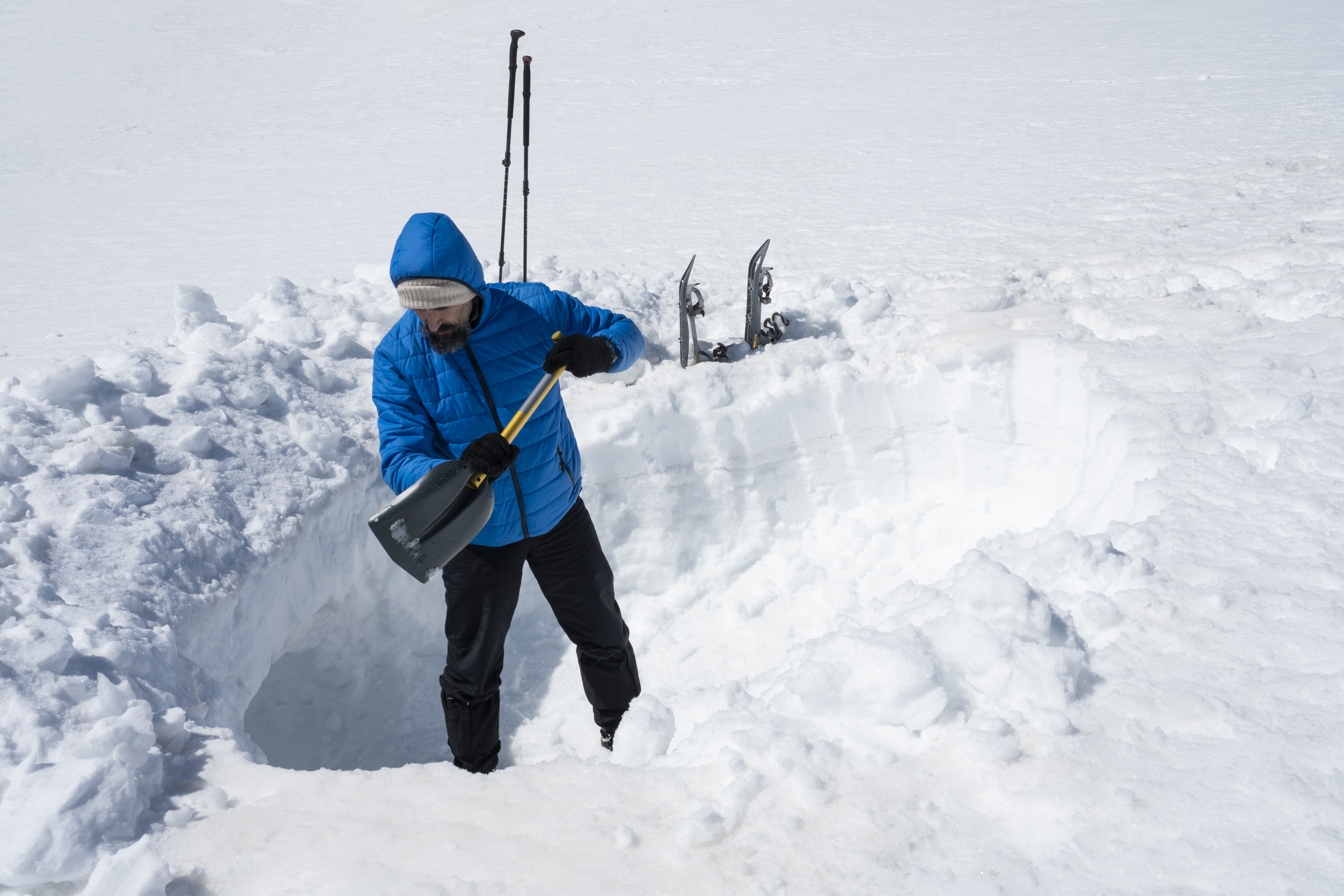 How to Build a Snow Shelter - Wide Open Spaces