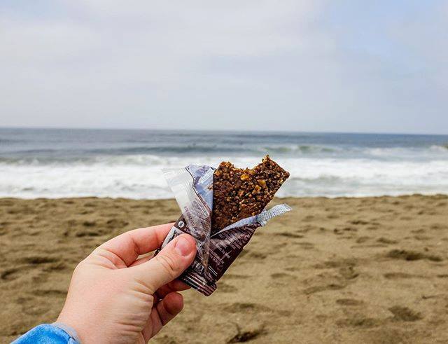 5 Best Sustainable Snacks for Outdoor Adventures