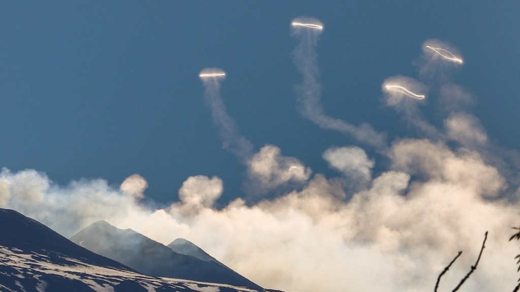 Mount Etna Puffs the Perfect Volcanic Smoke Rings - Wide Open Spaces